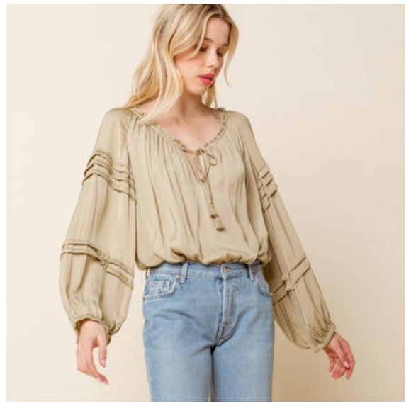 Free People | Tops | Intimately Free People All Tucks Peasant Style ...
